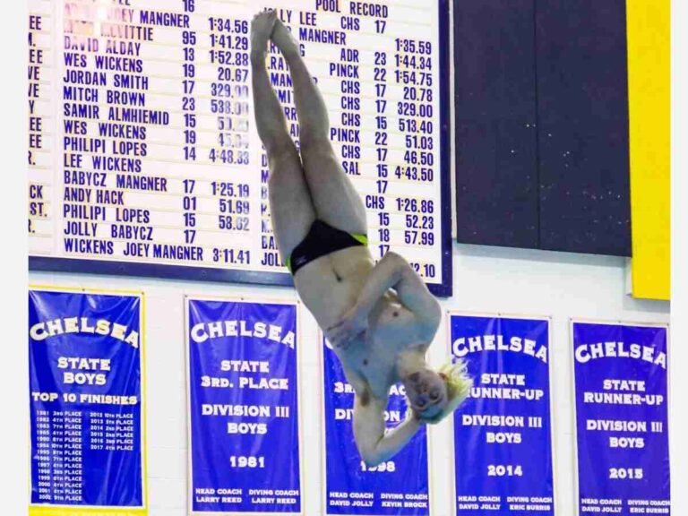 Chelsea Swim and Dive Splits Pair at Home - The Sun Times News