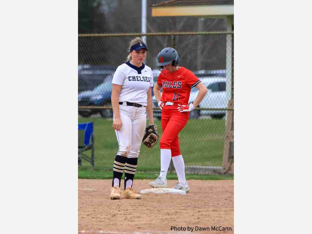 Chelsea Softball T﻿﻿﻿akes Three of Four to Open Season - The Sun Times News