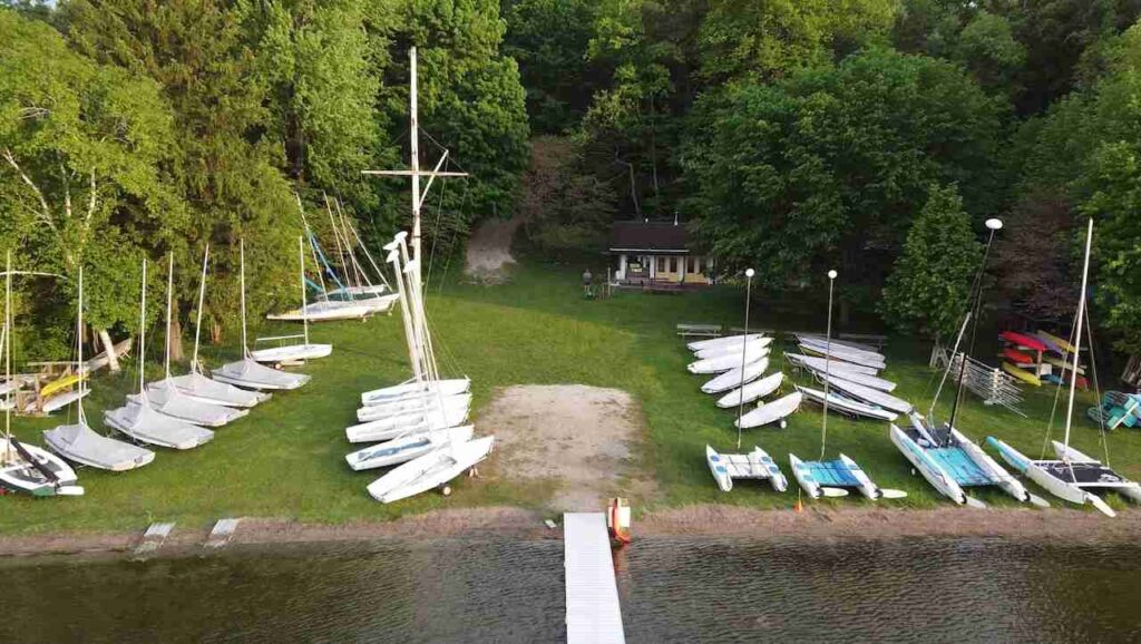 The Michigan Sailing Club offers a fun, unique experience - The Sun ...