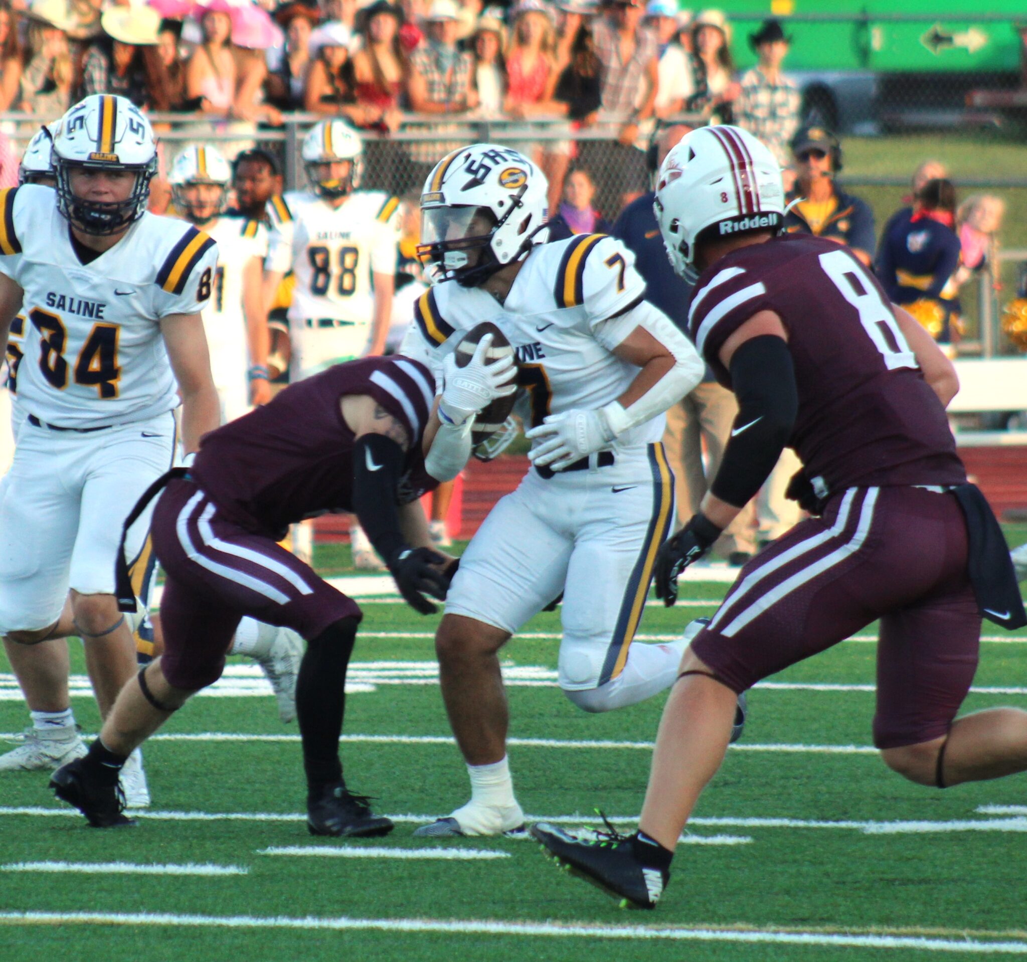 Saline Takes Down Dexter in SEC Red Showdown - The Sun Times News