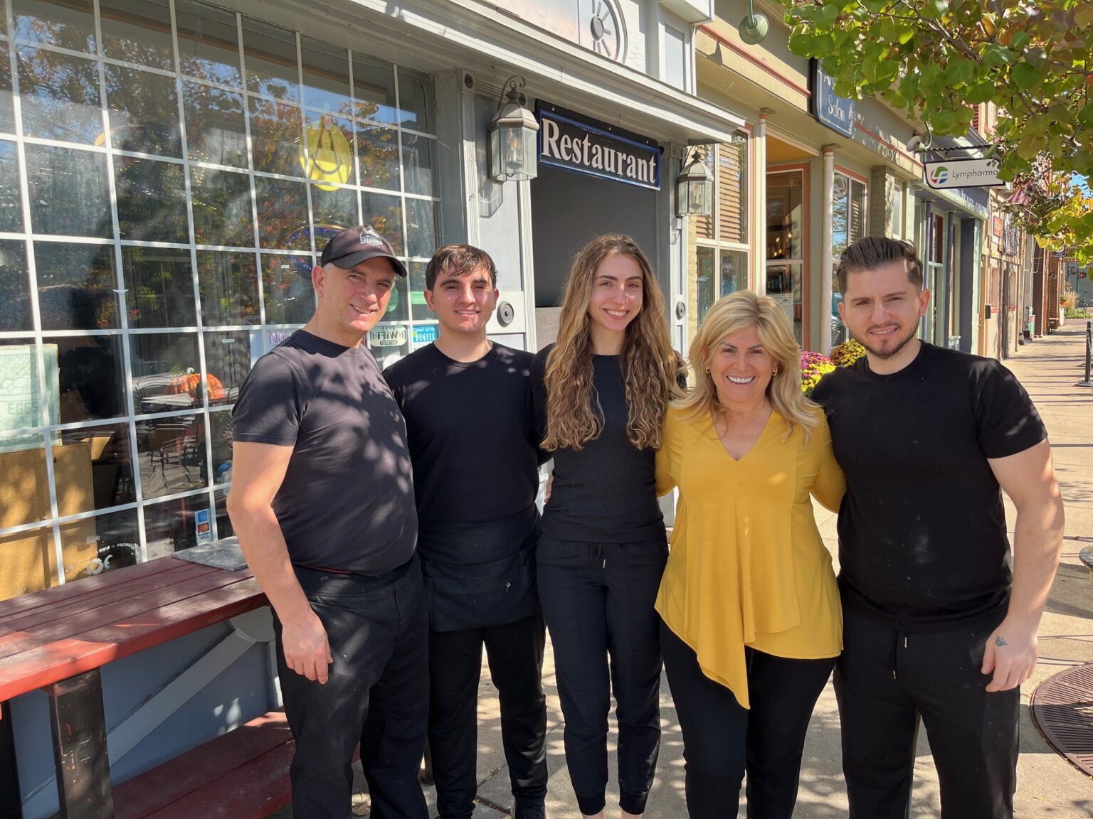 Dexter Riverview Café Celebrates 10 Years - The Sun Times News