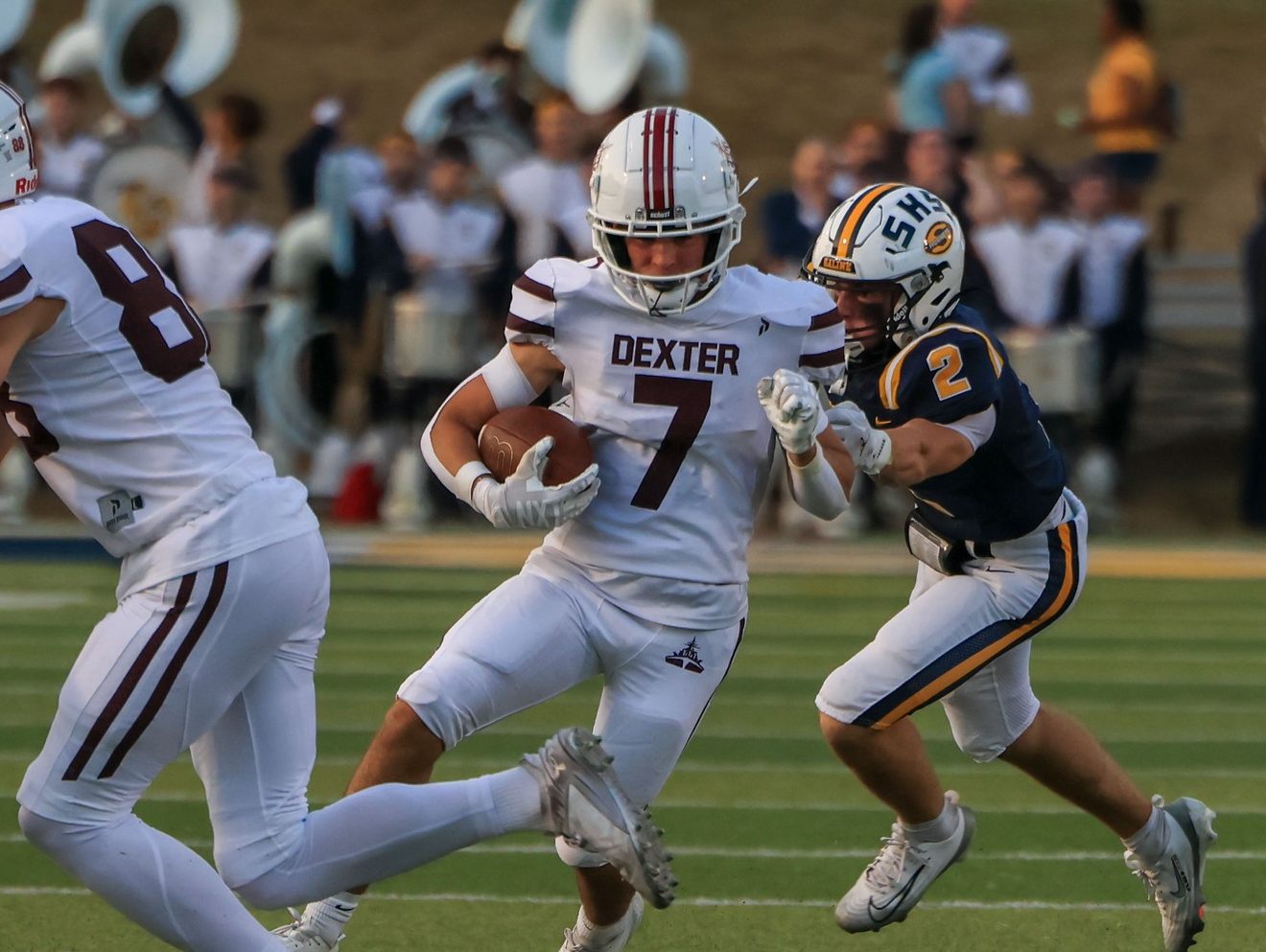 Dreads Rout Bedford to Stay in Red Title Hunt - The Sun Times News