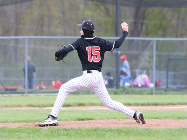 Big Reds Baseball Win 2 and Lose 2 - The Sun Times News